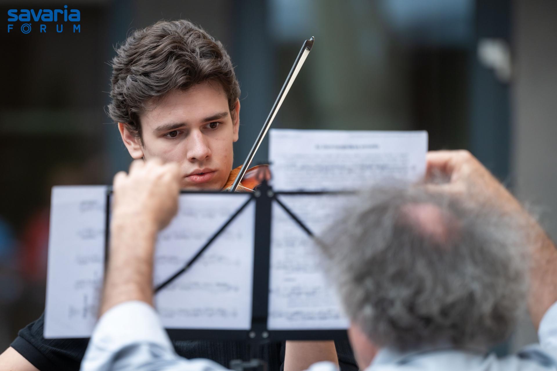 Művészek a kávéházban - a zene volt főszerepben a SzimfiArt szeptemberi ...