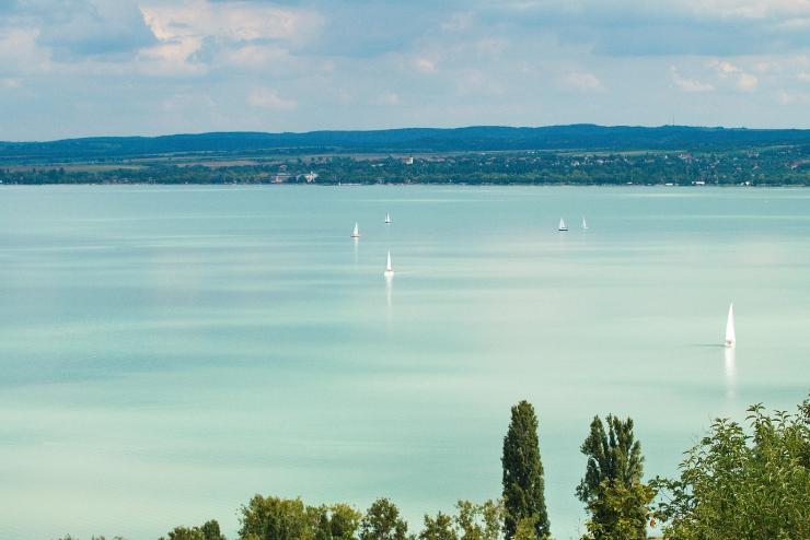 Soha ennyien nem hajóztak még a Balatonon