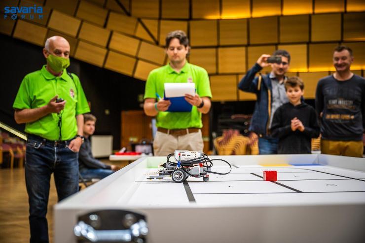 Robotok lépnek ismét a ringbe a sportházban