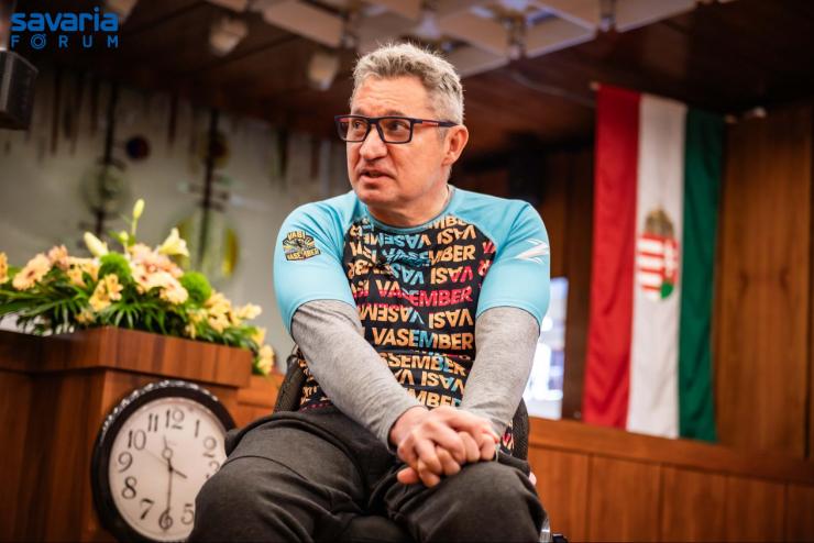Amit a kutyák etetéséről tudni kell - dr. varjú Gábor állatorvos tanácsai
