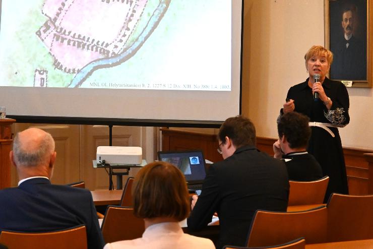 Gróf Batthyány Lajos miniszterelnökre emlékeztek