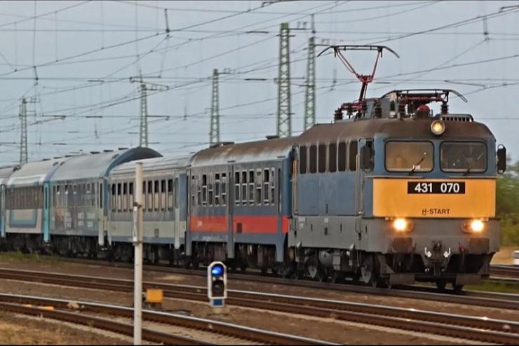 Eltévedt a Tokaj IC, vasúti káosz lett belőle