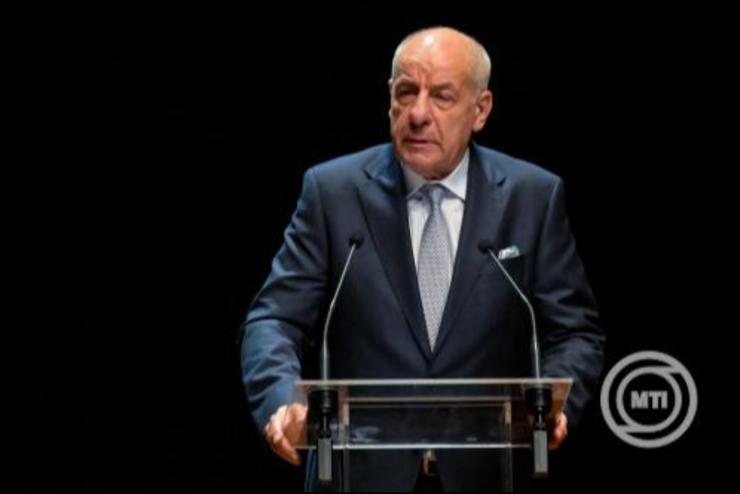 Kegyelmi ügy: Sulyok Tamás átadja az iratokat a kormánynak